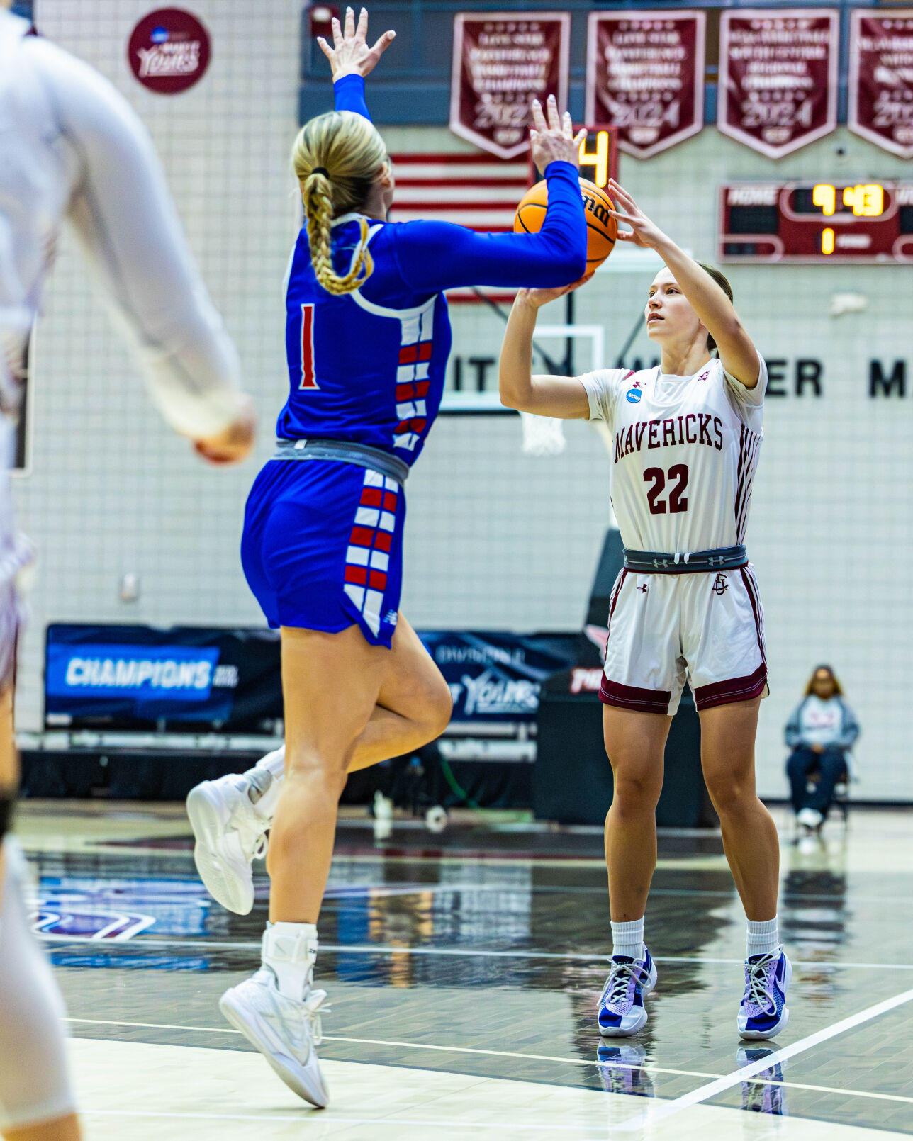 CMU women's basketball team kicks off NCAA tournament with lopsided win ...