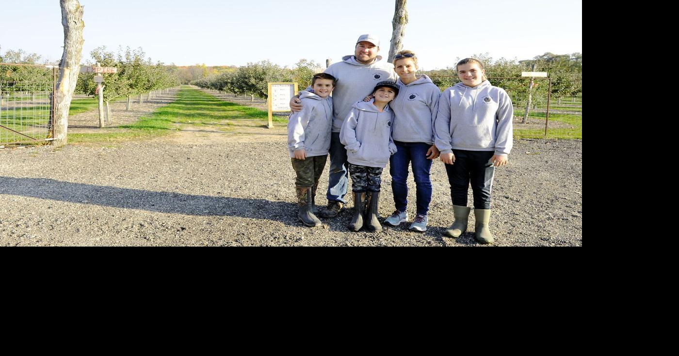 Cedarburg family buys orchard, opens it to the public | Ozaukee Co ...