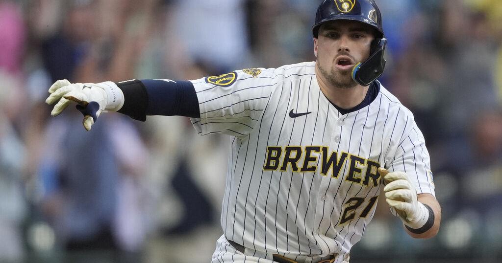 Durbin's walk-off single lifts Brewers to 6-5 win over Nationals ...