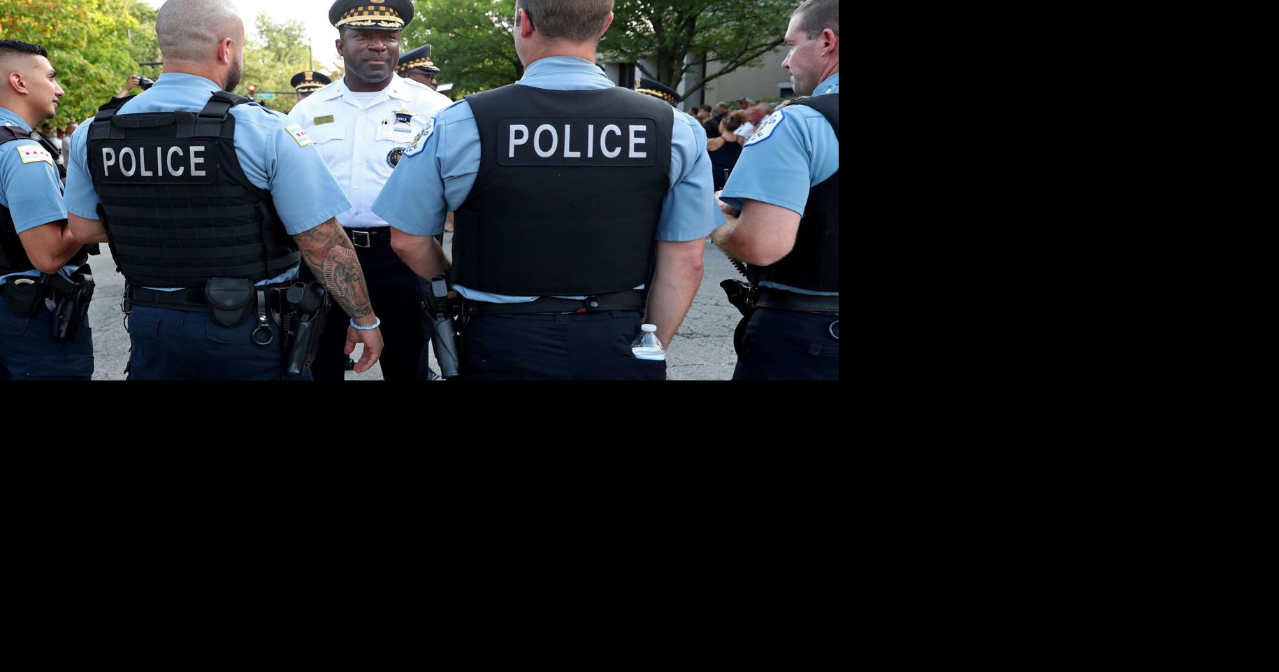 Chicago Mayor Brandon Johnson selects CPD chief Larry Snelling to be ...