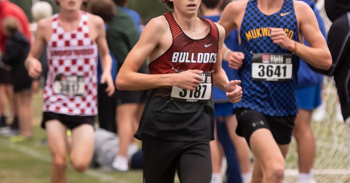 Arrowhead Invitational boys cross country - 9/7/2023 | Waukesha County ...