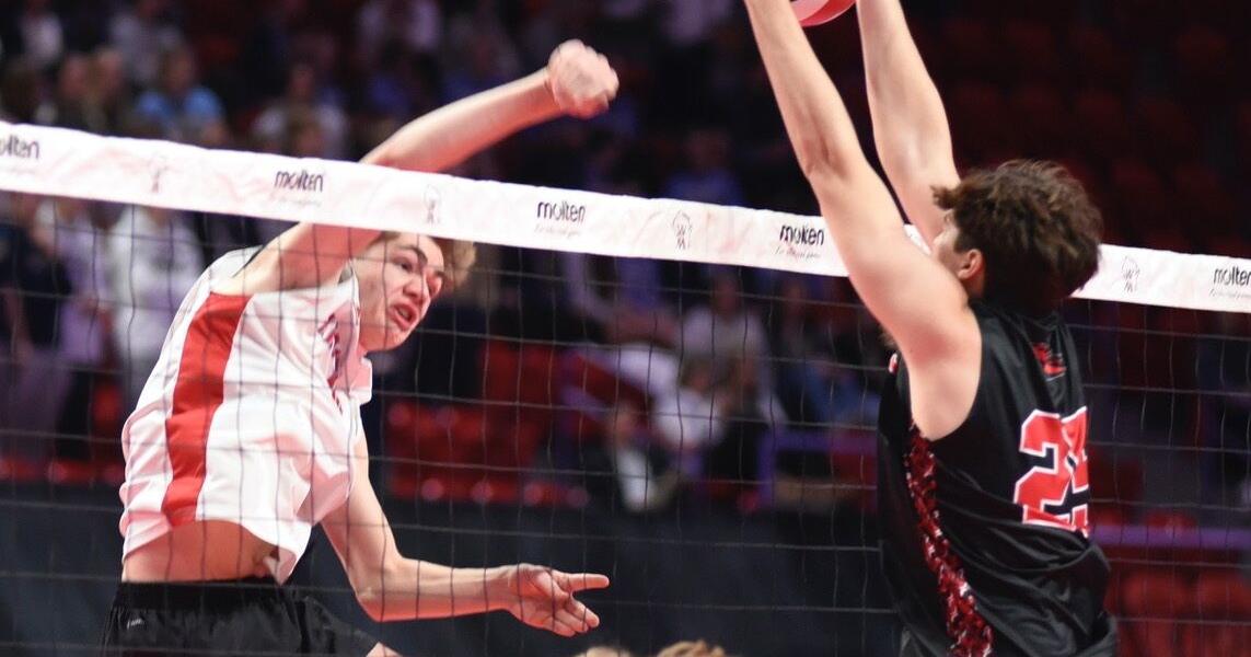 Warhawks advance to semifinals with four-set victory | Waukesha Co ...