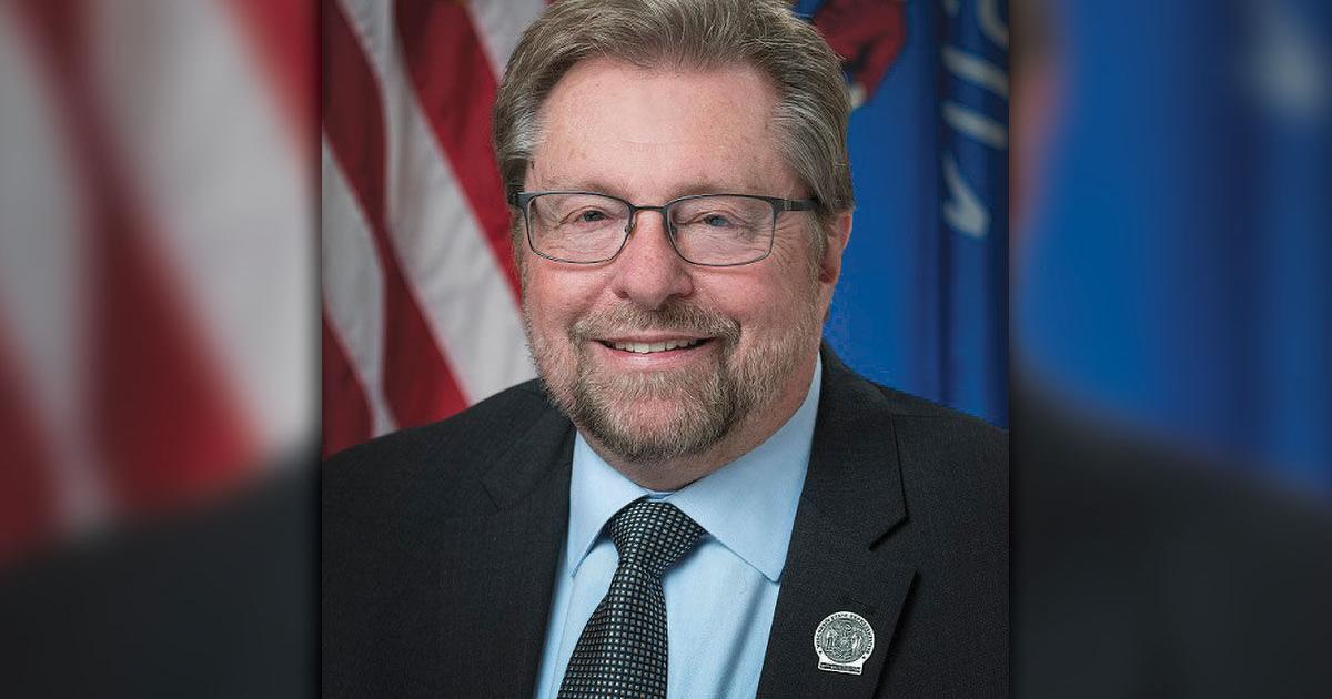 Gundrum votes for financial literacy bill | Washington Co. News ...