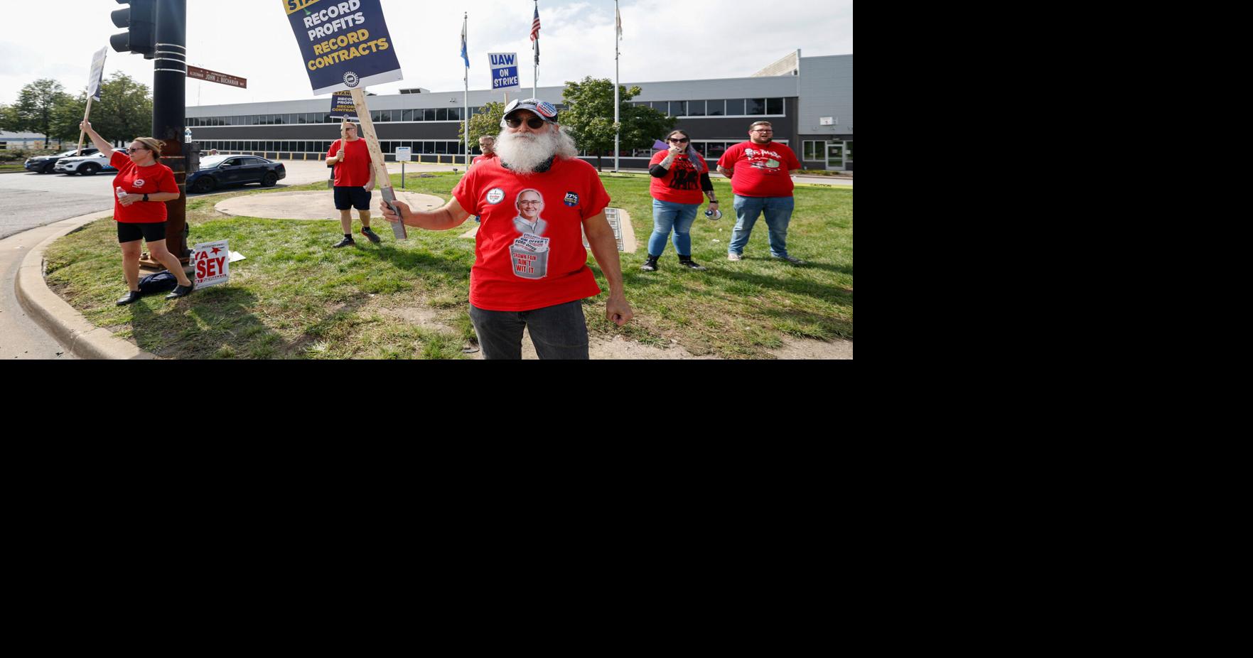 Ford lays off 243 workers at stamping facility in Chicago Heights due ...