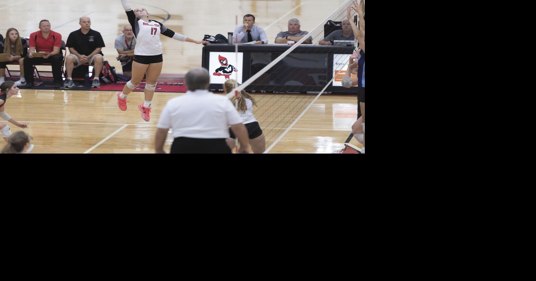 Blackshirts look to ride the momentum | Waukesha Co. Sports | gmtoday.com