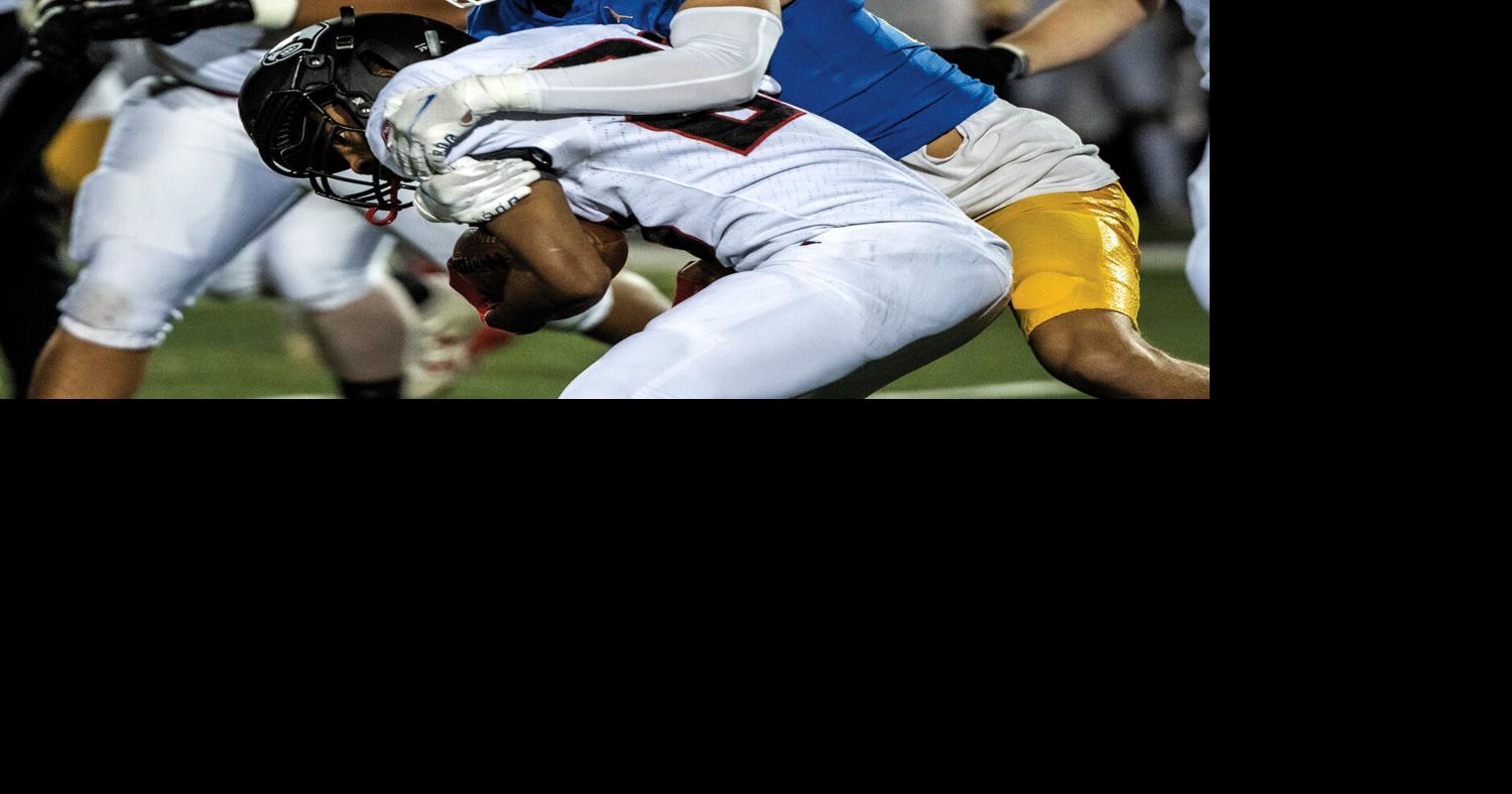 Mukwonago vs. Sun Prairie football | Slideshows | gmtoday.com