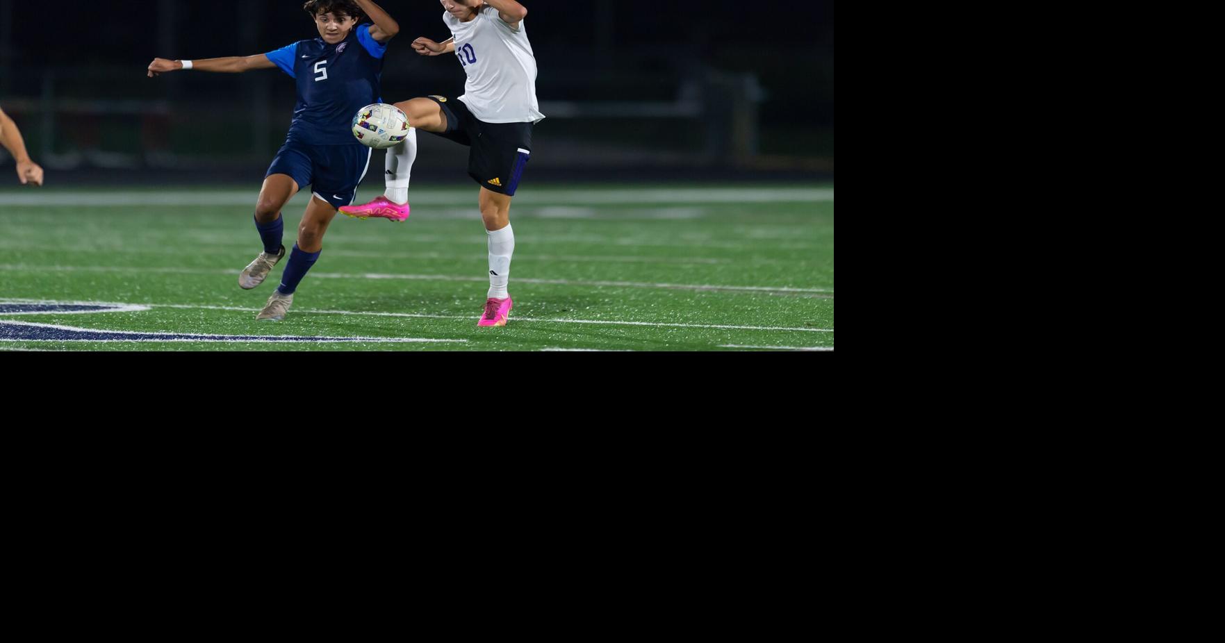 Spartans slay Lions in clash of titans | Waukesha Co. Sports | gmtoday.com