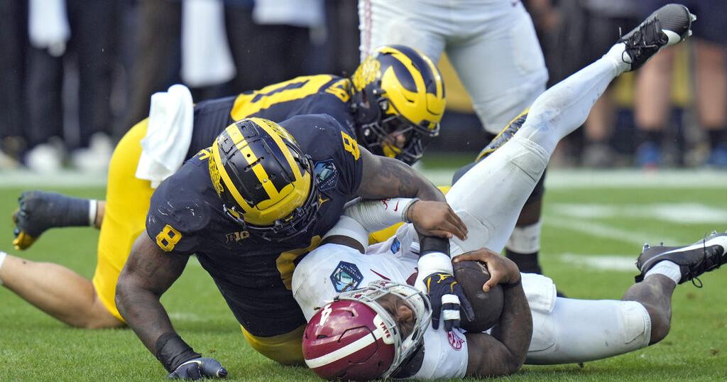 Michigan defense pressures Milroe all day, Wolverines beat No. 11 ...