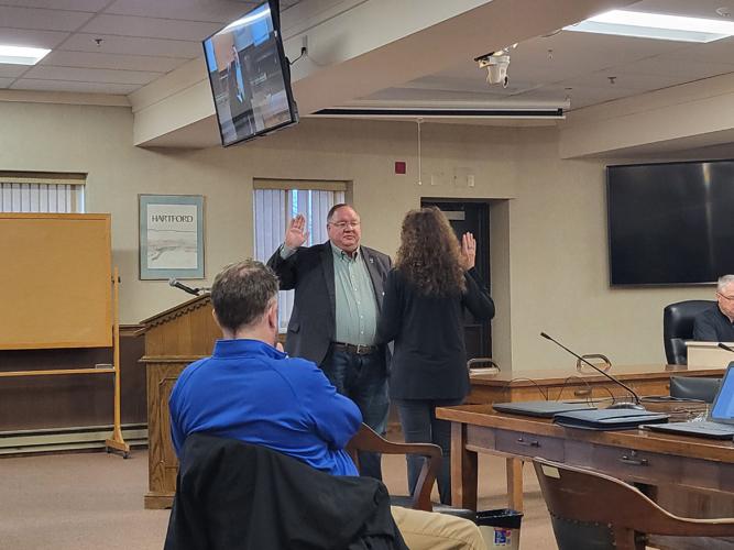 Michalak sworn in for new term as Hartford mayor | Washington Co. News ...