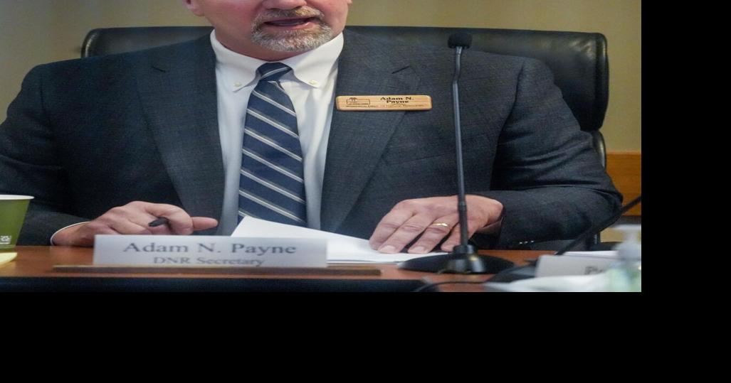 Wisconsin DNR secretary resigning after 10 months on the job ...