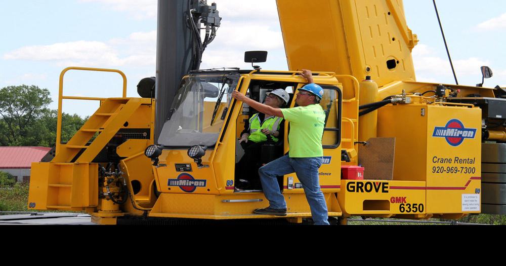 Raising crane at WCTC | Business | gmtoday.com
