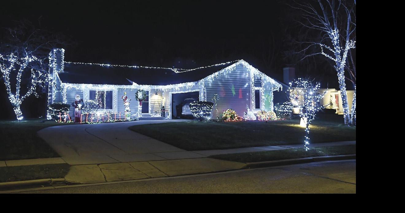 Grafton Holiday Home Decorating Contest | Ozaukee County Slideshows ...