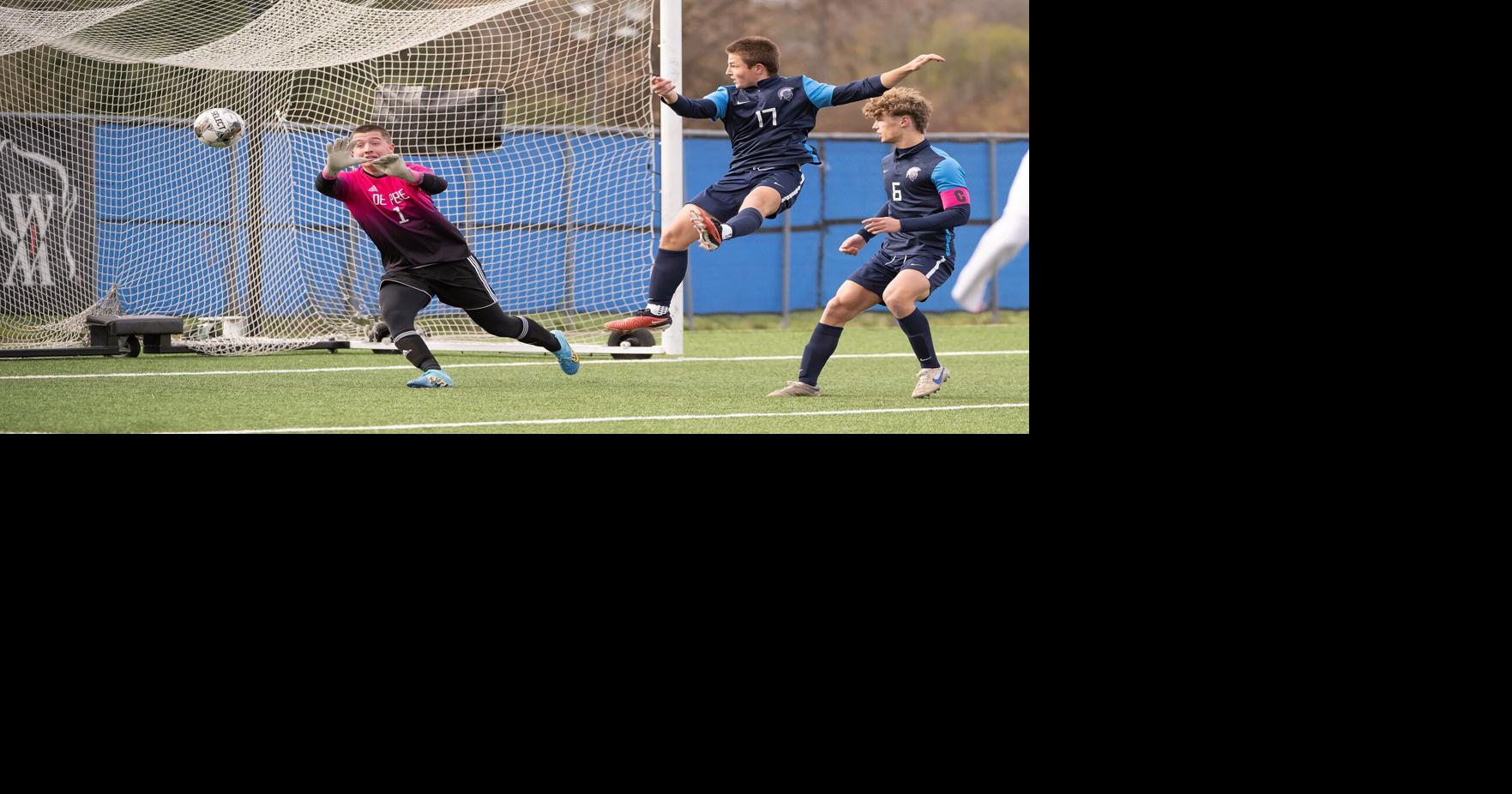 Brookfield East vs. De Pere WIAA D-1 State Boys Soccer Semifinal - 10/3 ...