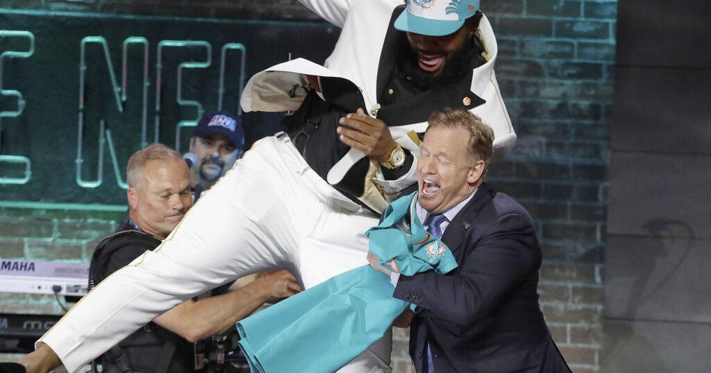 NFL Commissioner Roger Goodell is ready for more celebratory hugs that ...