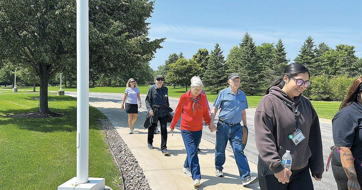 Mequon walk raises $1,800 for Alzheimer's Association | Ozaukee Co ...