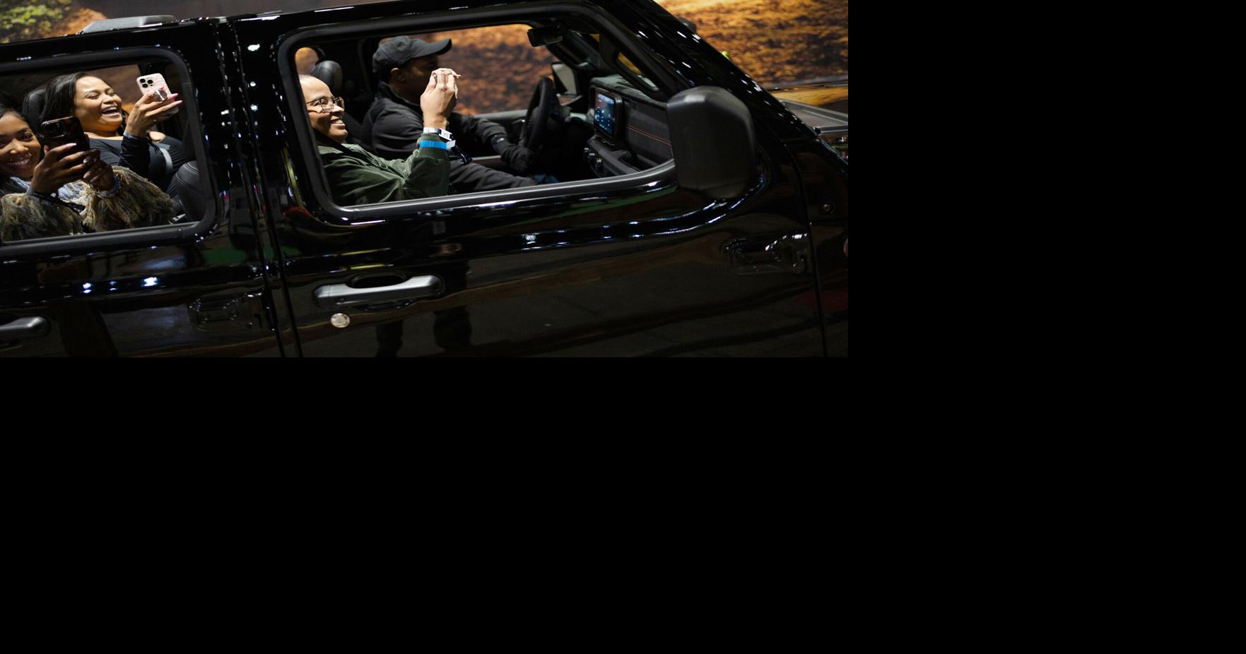 Chicago Auto Show returns with plenty of EVs and a resurgence of gas ...