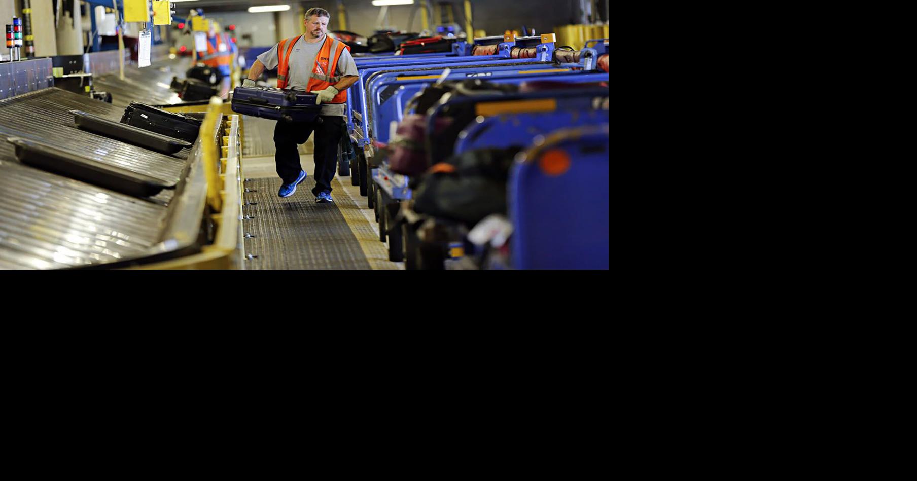 Southwest Airlines strikes deal with 19,000 ground workers for new ...