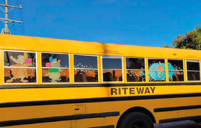 Pewaukee bus driver paints buses for kids’ enjoyment | Waukesha County ...