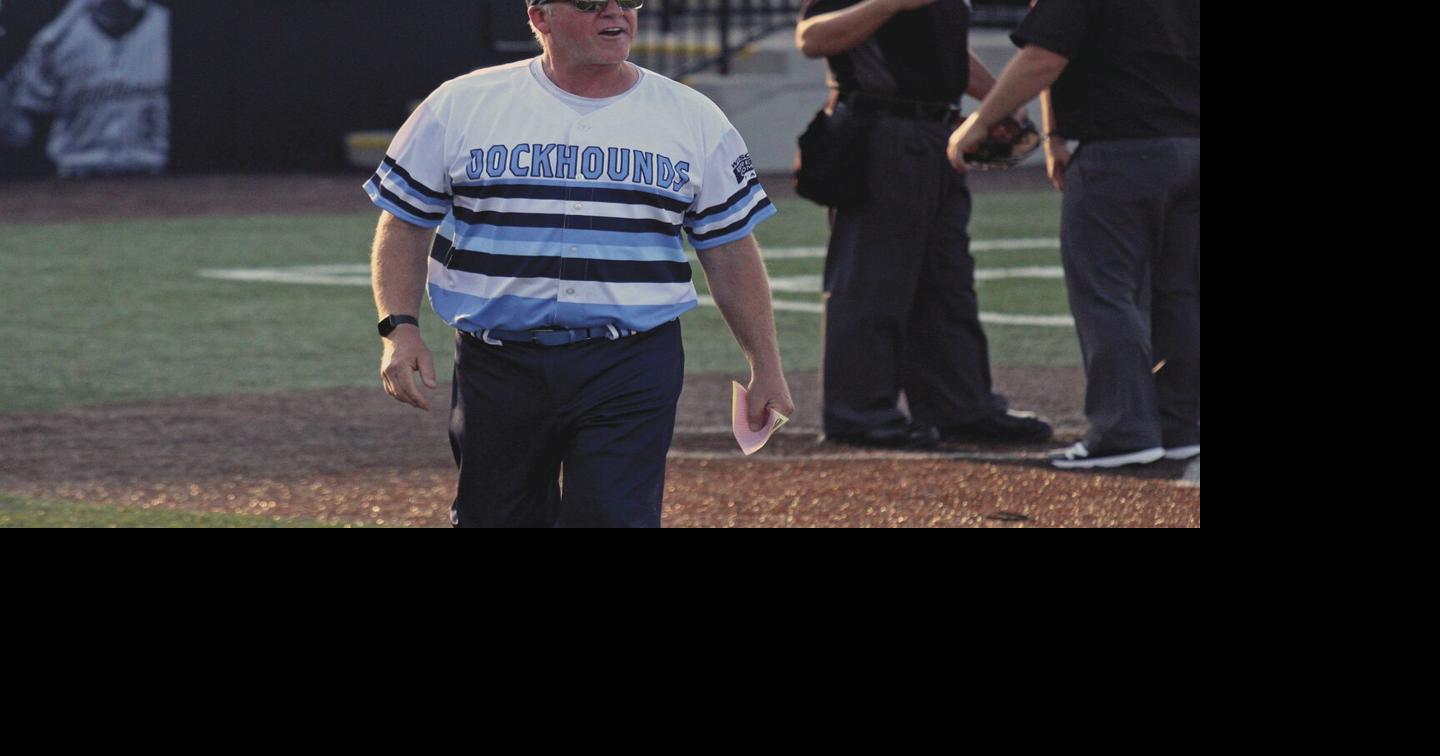 DockHounds part ways with manager Bennett | Waukesha Co. Sports ...