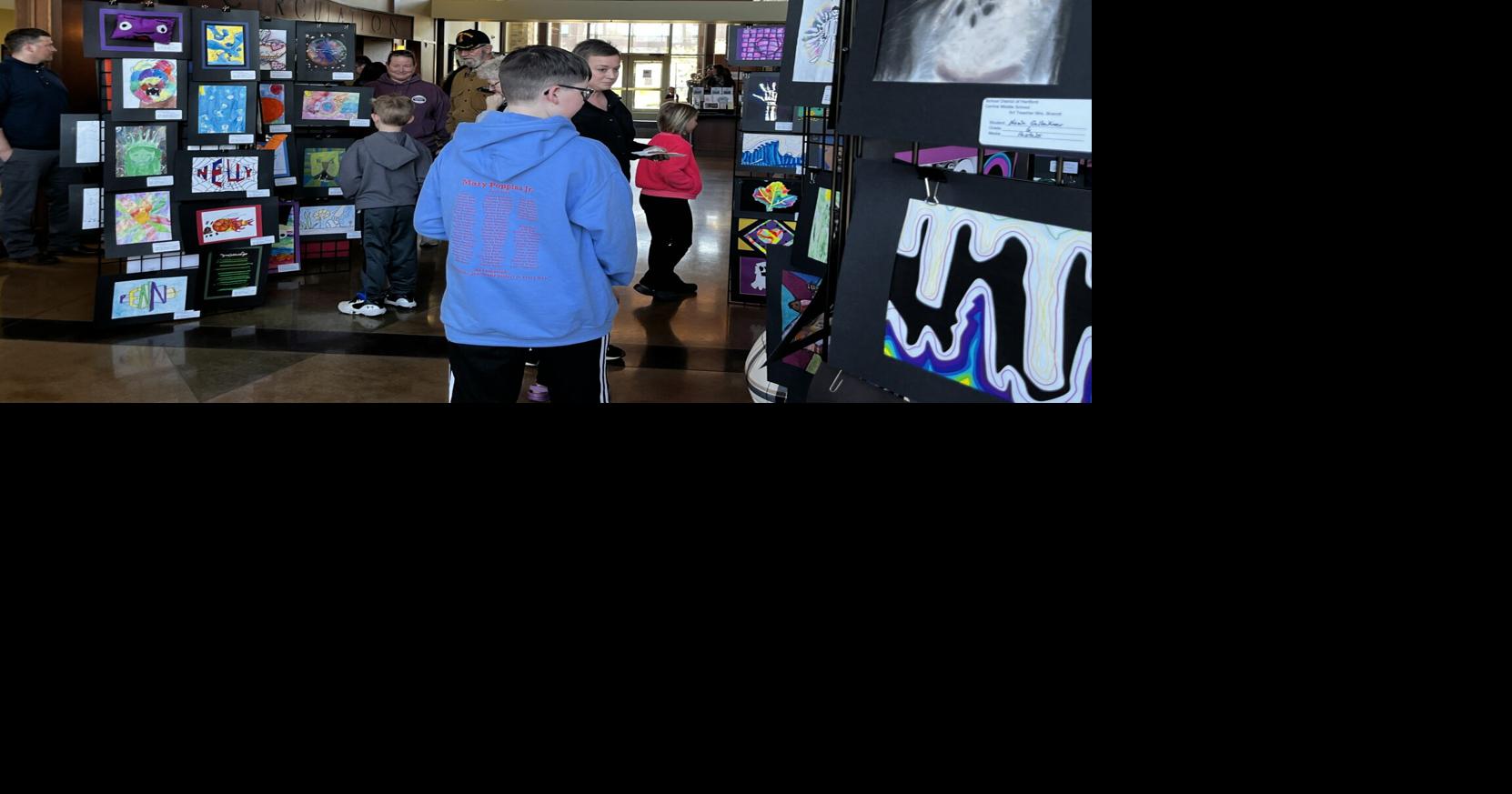 School District of Hartford Jt. #1 hosts art show at Jack Russell ...