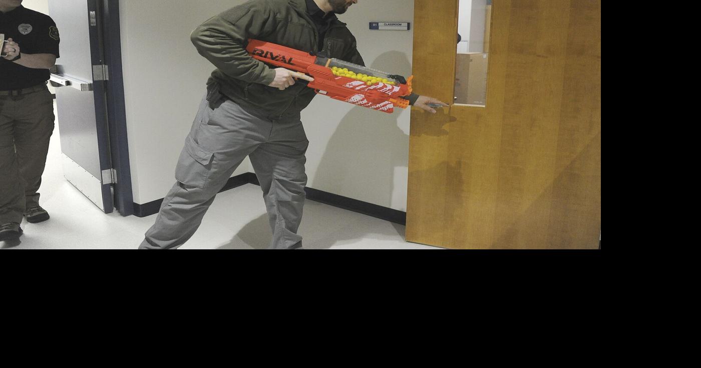 Cedarburg police course trains citizens in active assailant survival ...