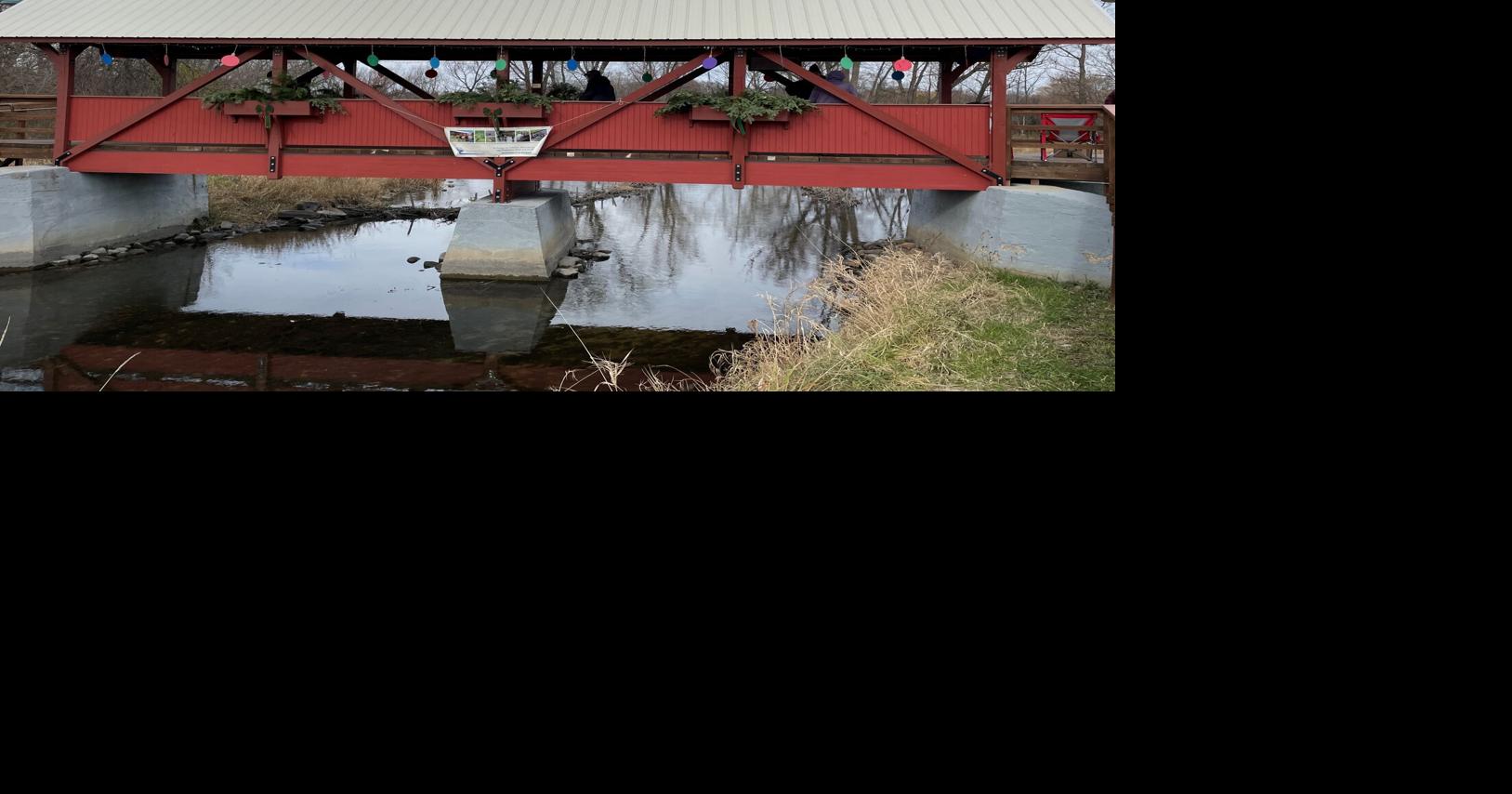 Decorating Penny’s Bridge in Pewaukee | Waukesha Co. News | gmtoday.com