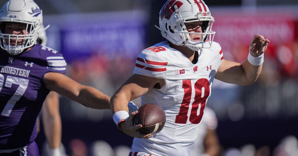 Walker, Locke lead the way as Wisconsin beats Northwestern 23-3 ...