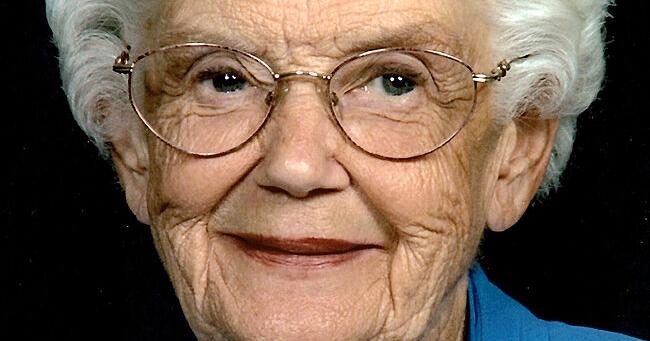 Marie E. Helm, 94 | Ozaukee County Obituaries | gmtoday.com
