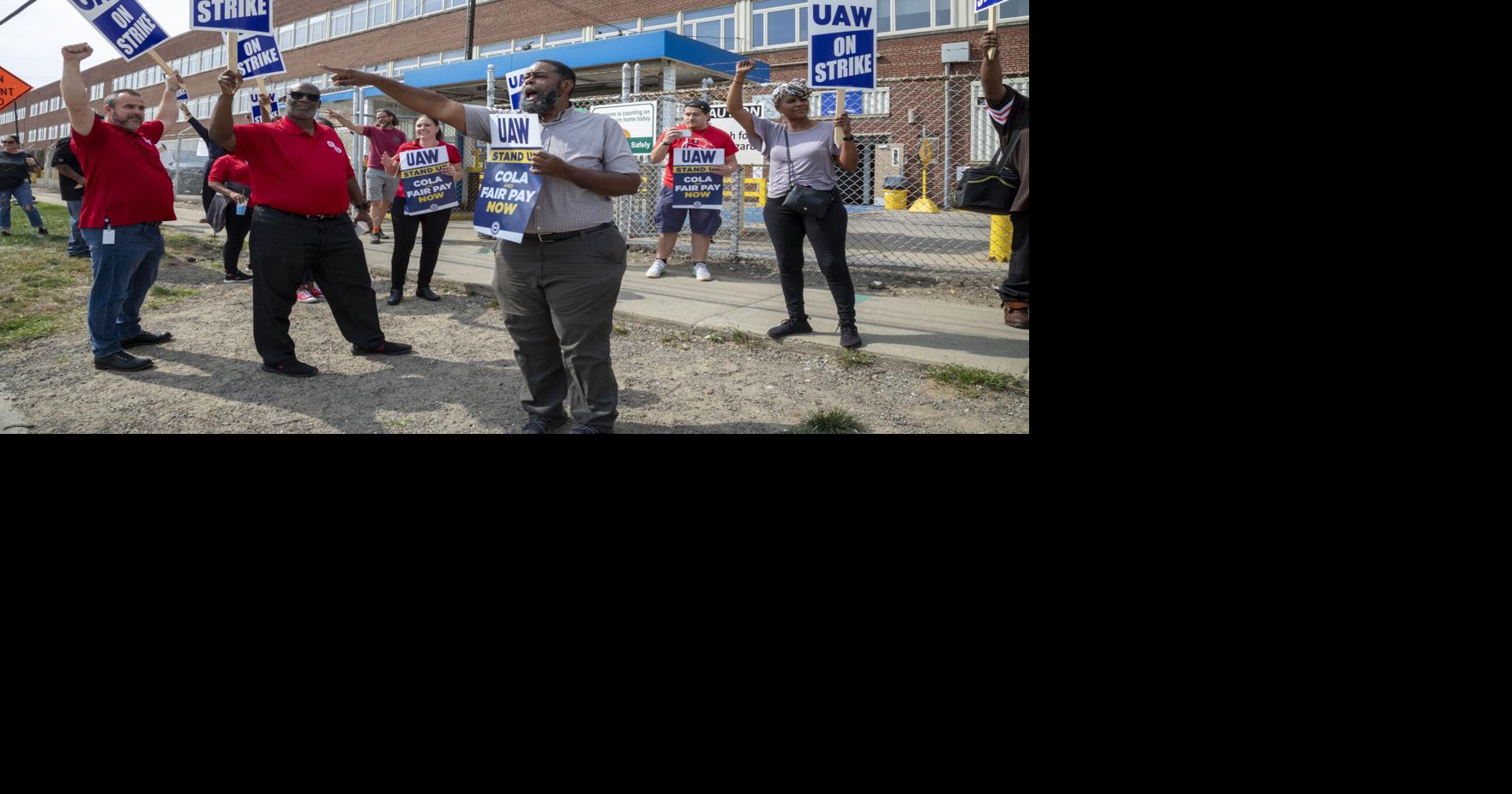 UAW strike day 11: Talks continue ahead of visits from Biden, Trump ...