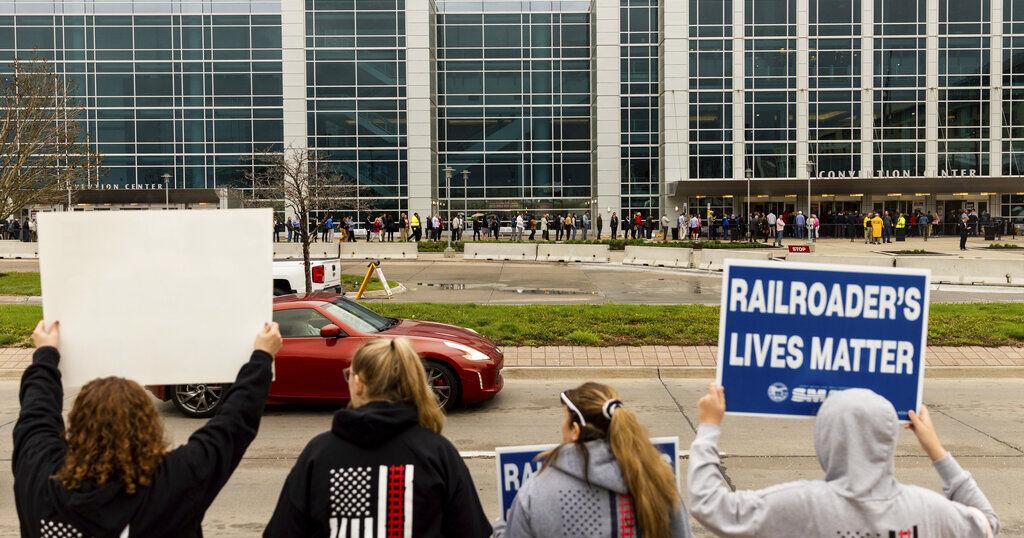 BNSF Railway reaches deal for sick time with 7,500 union workers | Business | gmtoday.com