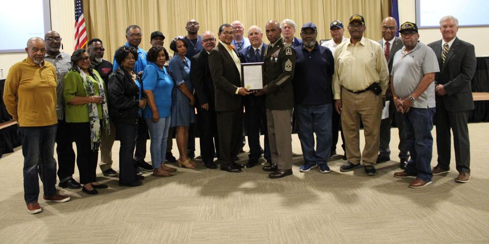 Man honored on retirement from in Army National Guard
