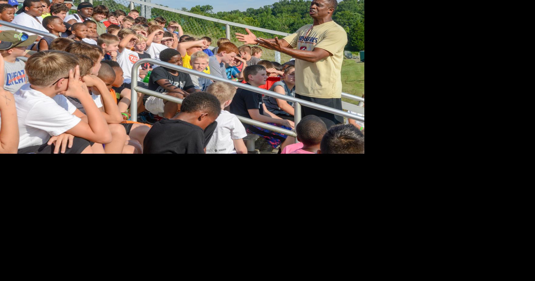 Former GW and Atlanta Falcon football Buddy Curry hosts free youth ...