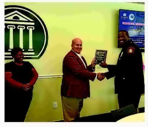 6 police officers graduate program