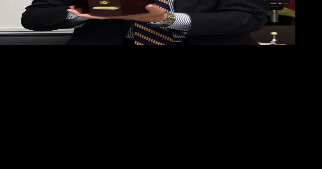 Master Gage honors president of Mitutoyo America