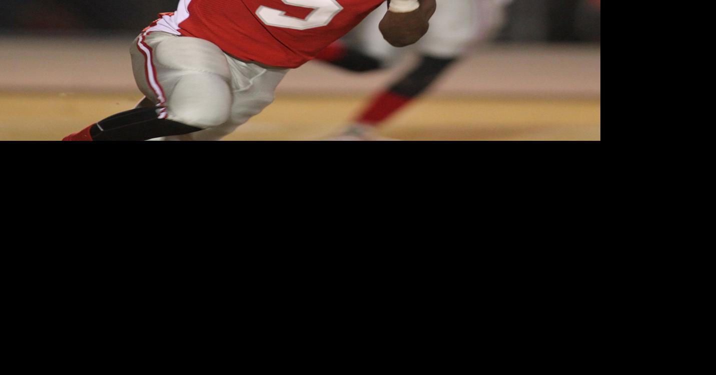 Tunstall heads to playoffs following convincing win