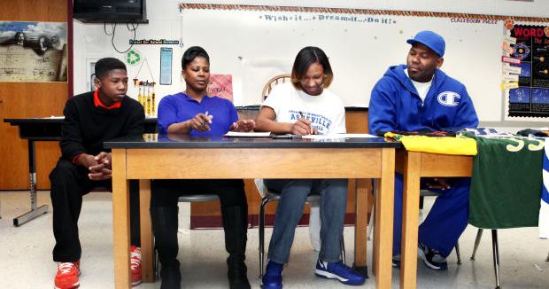 G.W.’s Fitzgerald picks UNC-Asheville