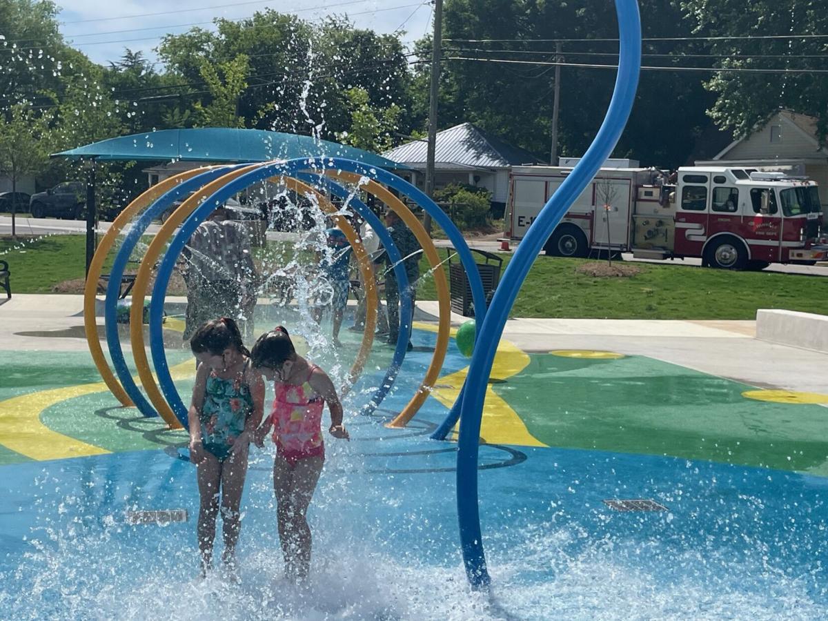 Danville splash pad officially opens with ribbon-cutting