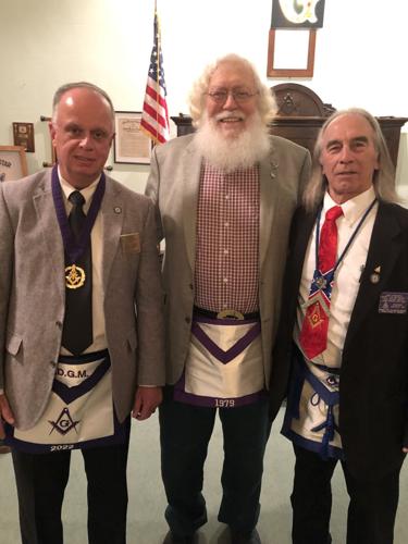 Carl Burke earns 60-Year Masonic Veteran Award