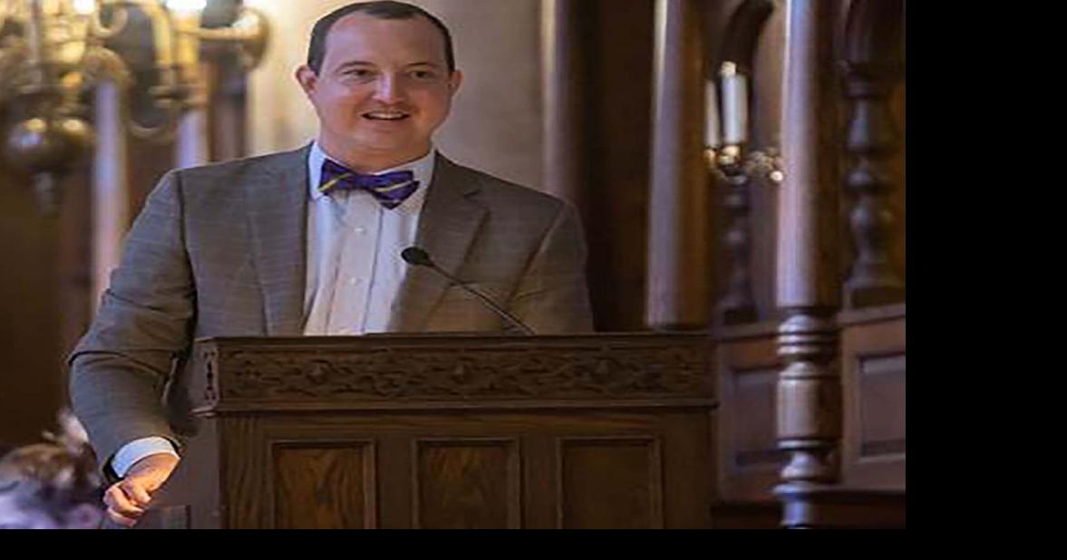 Chatham Hall presents Alice Overbey Award to Steven Gould