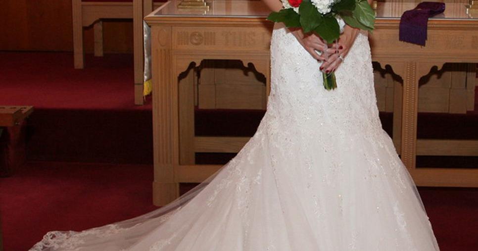 Mr. and Mrs. Thomas Aaron Burkhart...formerly Amanda Kathleen Chaplin