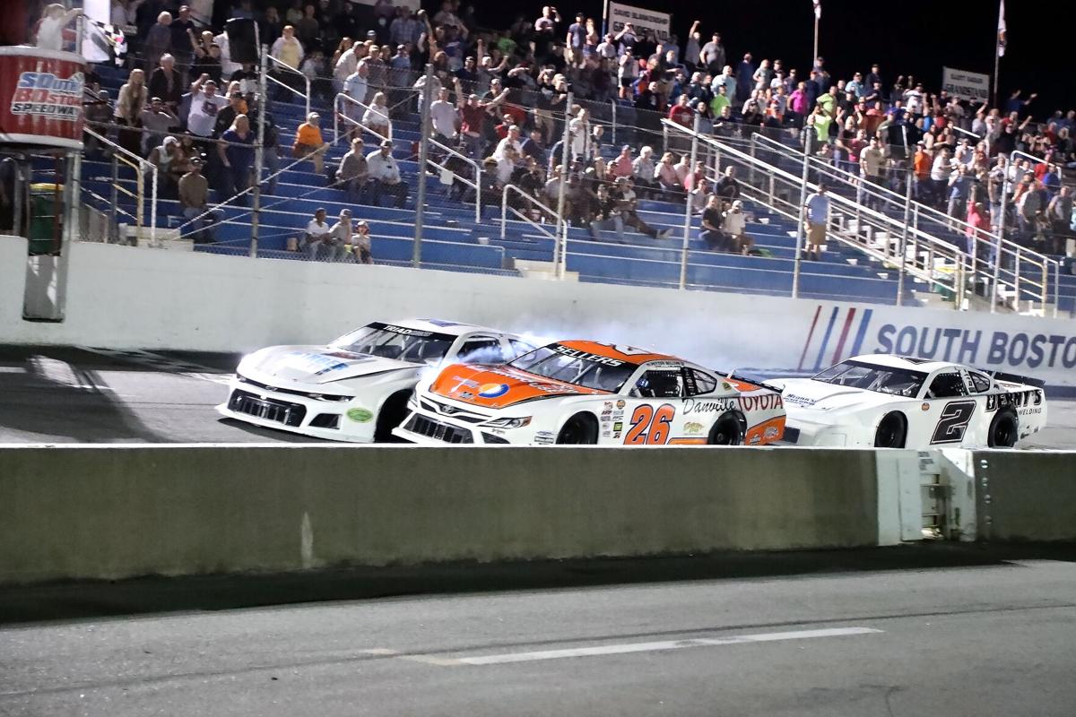 Borst edges Sellers in 'crazy' finish at South Boston Speedway