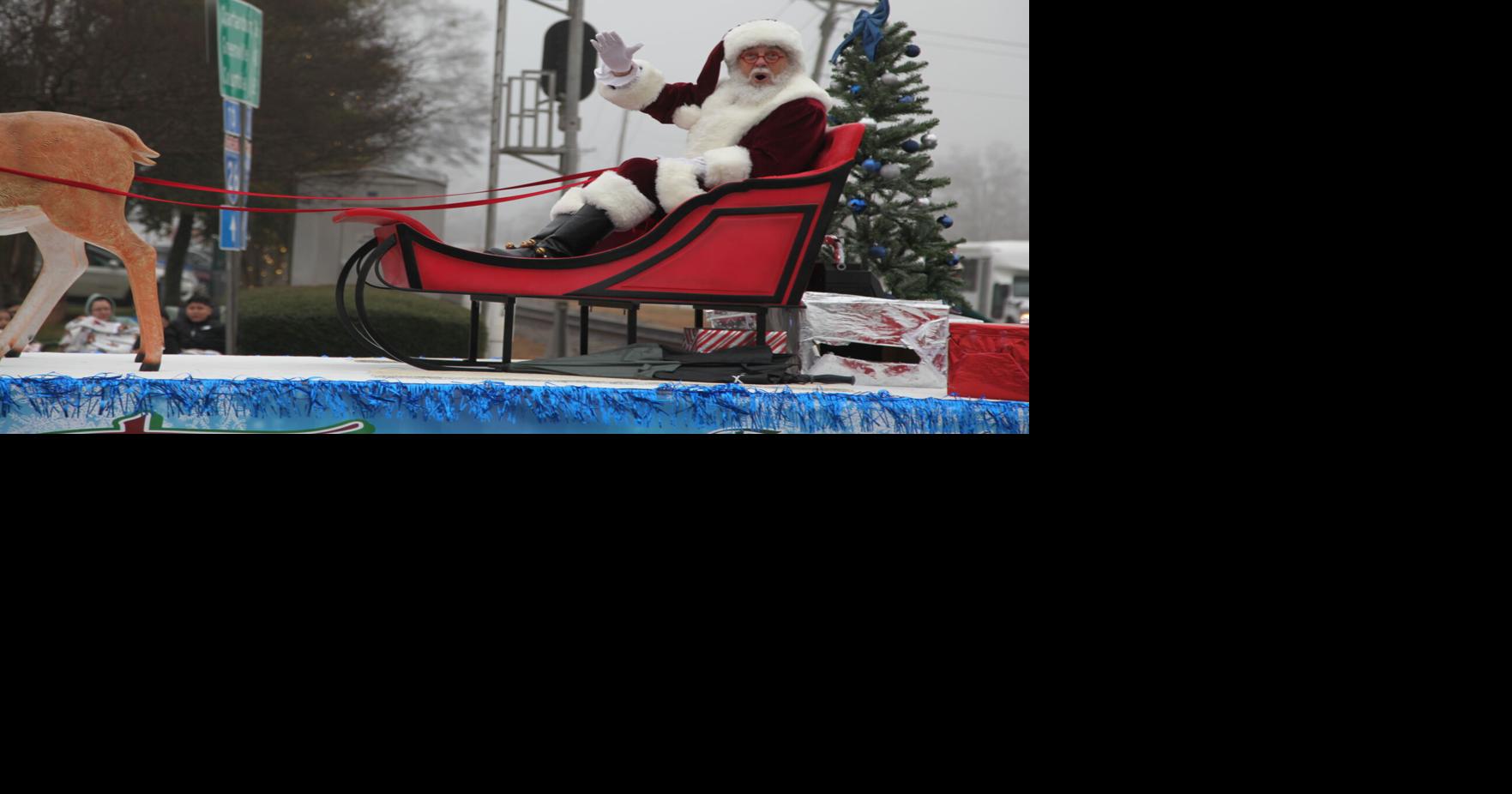 Photos: Clinton Christmas Parade | News | golaurens.com