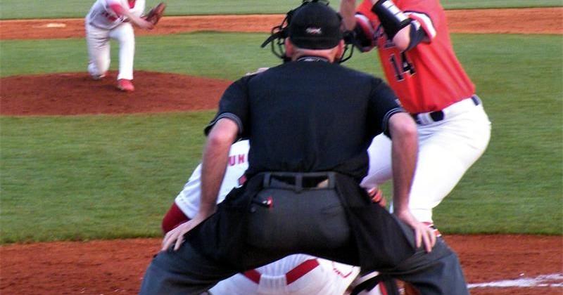 Chapman withstands Red Devil comeback, 5-4 | Sports | golaurens.com