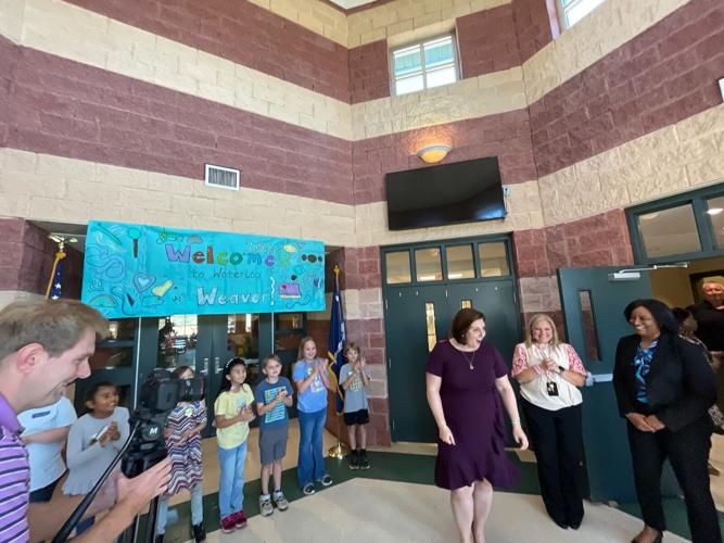 SC Superintendent Weaver visits Waterloo Elementary School | News ...