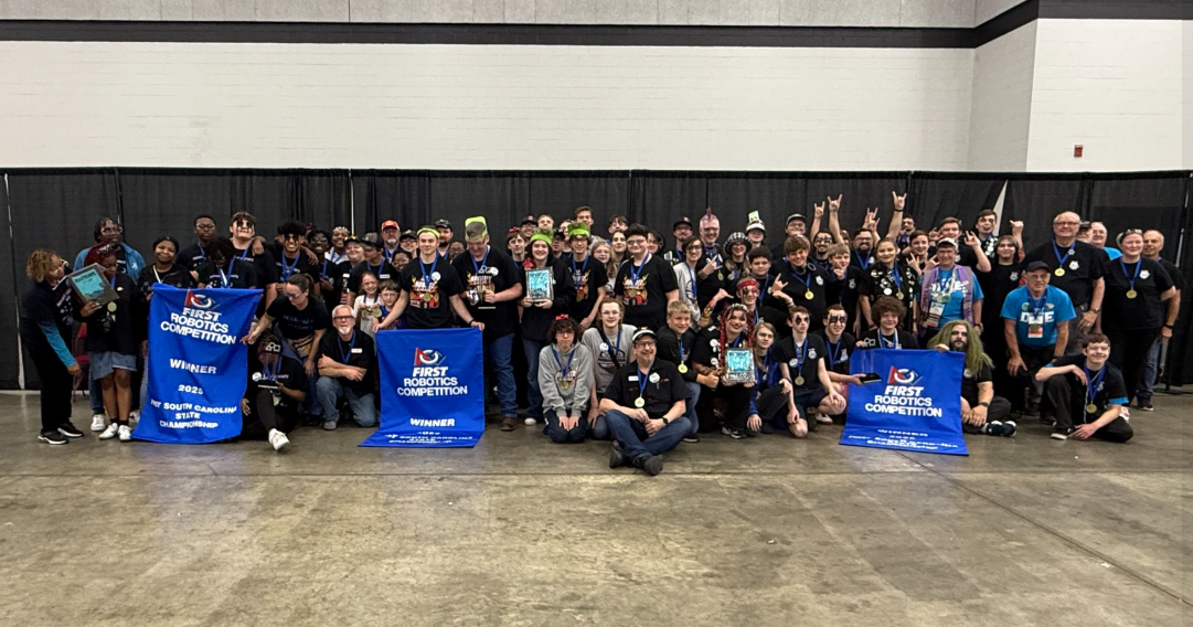 FRC Team 4451 Robotz Garage is headed to World Championship next week | News | golaurens.com