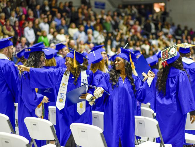 Lander University awards 390 degree in graduation ceremony | News ...