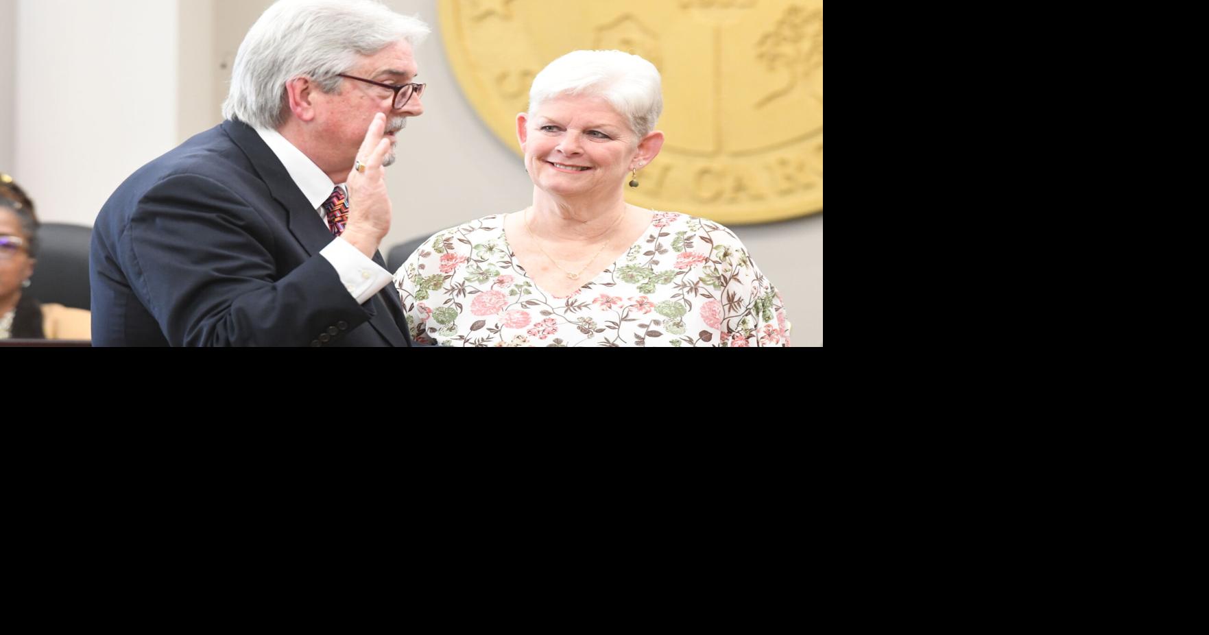 Randall sworn in to familiar seat on Clinton City Council | News ...