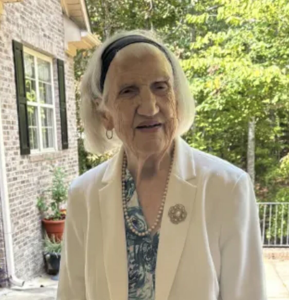Elizabeth "Kathleen" Waldrop Brownlee | Tributes | golaurens.com