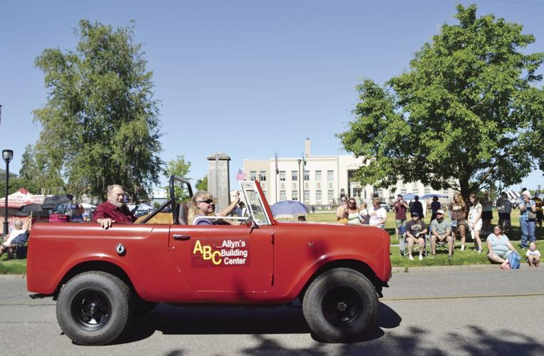 Community Days Parade | Features | goldendalesentinel.com