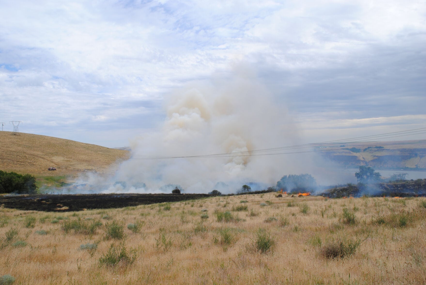 Fire on 14 | News | goldendalesentinel.com